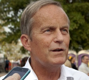 Rep. Todd Akin should stay in the race